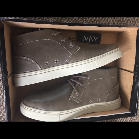 Andrew Marc | Shoes | Andrew Marc Mens Cobblestone Wythe Chukka Sneaker ...